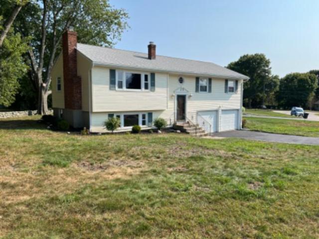 4 Br, 3 bath, Single Family 7 Wedgewood Dr