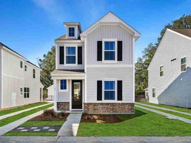 4 Br, 3 bath, Single Family 7 Whispering Oaks Cir