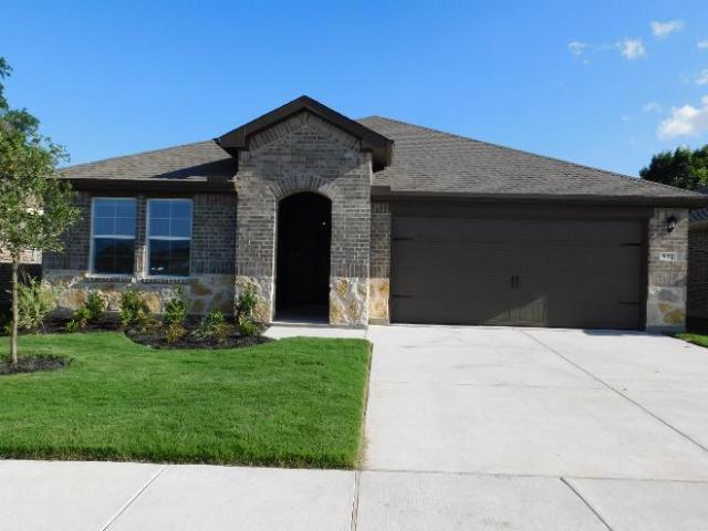 4 Br, 3 bath, Single Family 841 Wild Rose Way