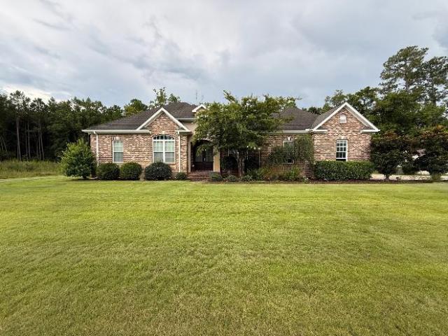 4 Br, 3 bath, Single Family 8812 Highway 90