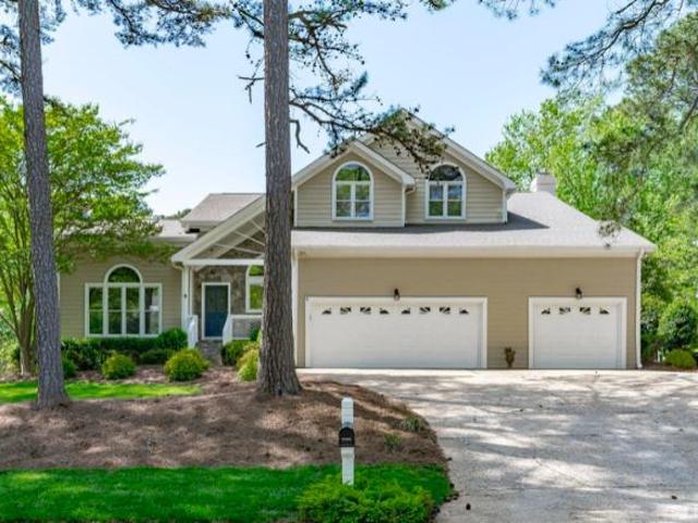 4 Br, 3 bath, Single Family 8845 Wildwood Links