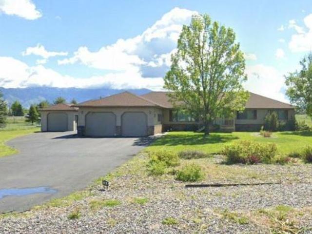 4 Br, 3 bath, Single Family 88 Kirsha Lane