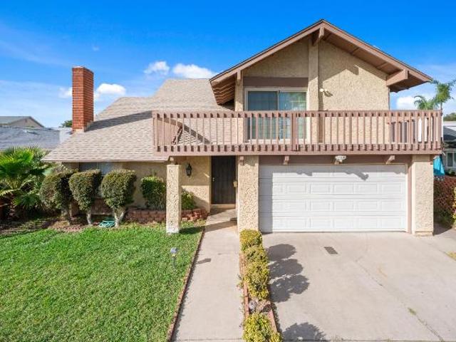 4 Br, 3 bath, Single Family 8936 Libra Dr