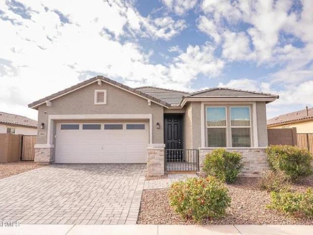 4 Br, 3 bath, Single Family 814 S 109th Ave