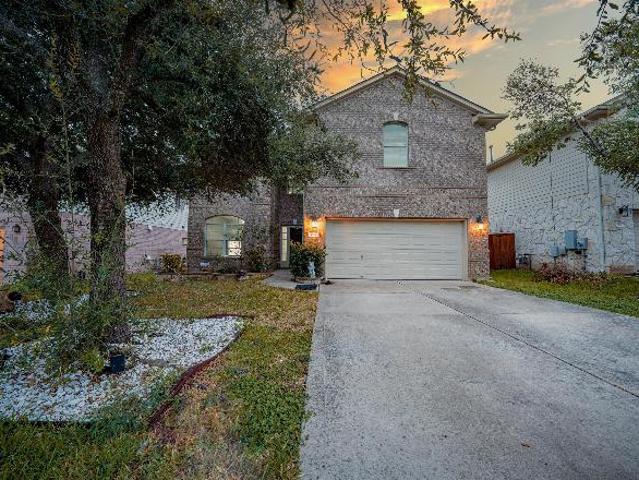 4 Br, 3 bath, Single Family 9517 Eagle Knoll Drive