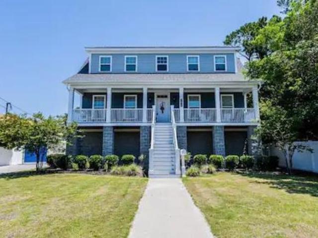 4 Br, 3 bath, Single Family 9626 12th View Street