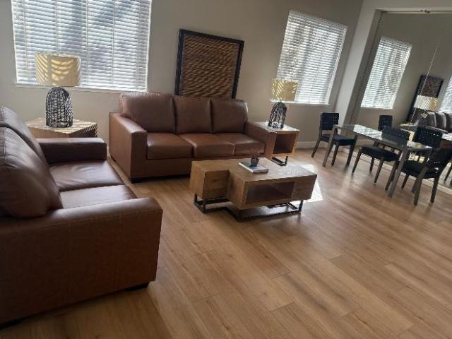 4 Br, 3 bath, Single Family 9770 Silver Desert Way