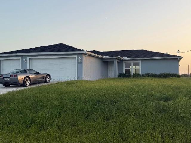 4 Br, 3 bath, Single Family 9006 Meadow Ct