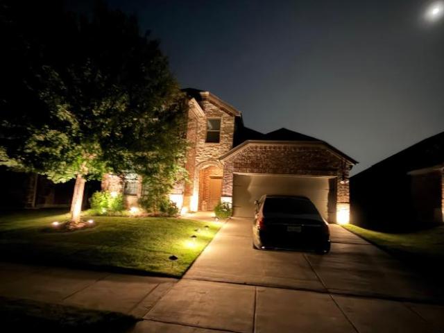 4 Br, 3 bath, Single Family 901 Goldenrod Ln