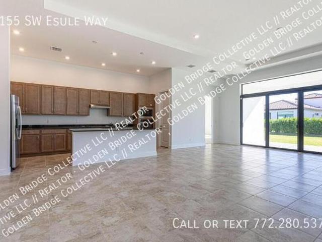 4 Br, 3 bath, Single Family 9155 SW Esule Way