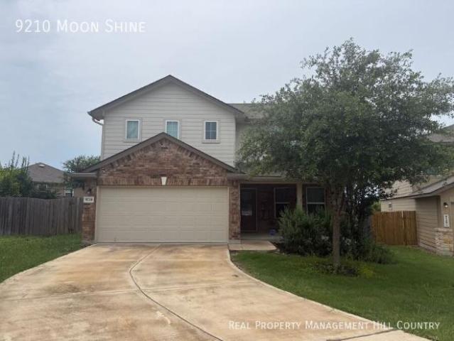 4 Br, 3 bath, Single Family 9210 Moon Shine