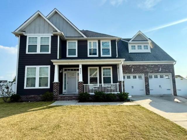 4 Br, 3 bath, Single Family 937 Arrowleaf Way