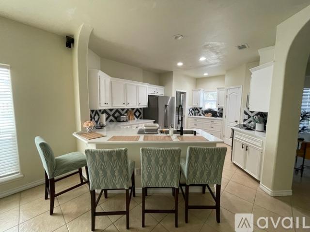 4 BR, 3 BA Apartment 14001 La Blanquilla Drive, Corpus Christi, TX 78418