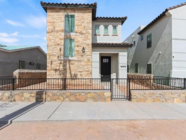 4 BR, 3 BA Apartment 14679 Pebble Hills, El Paso, TX 79938