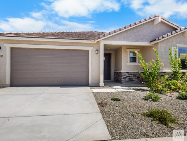 4 BR, 3 BA Apartment 14832 W Honeysuckle Dr, Surprise, AZ 85387