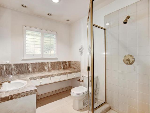 4 BR, 3 BA Apartment 1501 Menlo Avenue, Carmichael, CA 95608