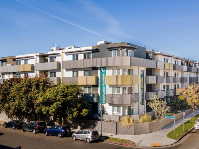 4 BR, 3 BA Apartment 1539 Beloit Avenue Unit 317, Los Angeles, CA 90025