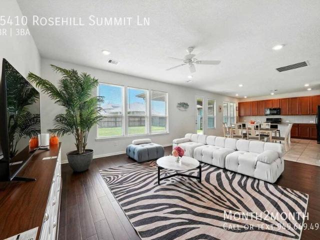 4 BR, 3 BA Apartment 15410 Rosehill Summit Ln, Houston, TX 77044