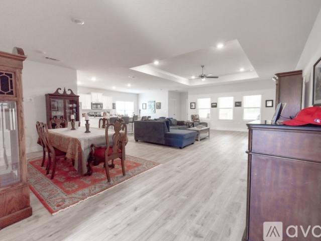 4 BR, 3 BA Apartment 1594 Amaya Ln, Gulf Breeze, FL 32563