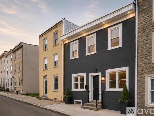 4 BR, 3 BA Apartment 163 East Street, Philadelphia, PA 19127
