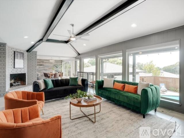 4 BR, 3 BA Apartment 1608 S Alamo Rd, Rockwall, TX 75087
