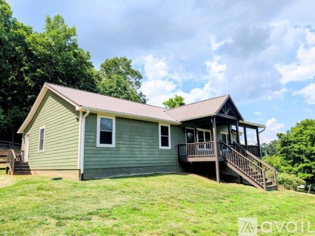 4 BR, 3 BA Apartment 173 Buckhorn Trl, Otto, NC 28763