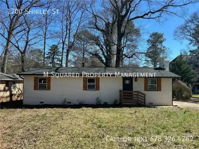 4 BR, 3 BA Apartment 1700 Shirley St, Atlanta, GA 30310