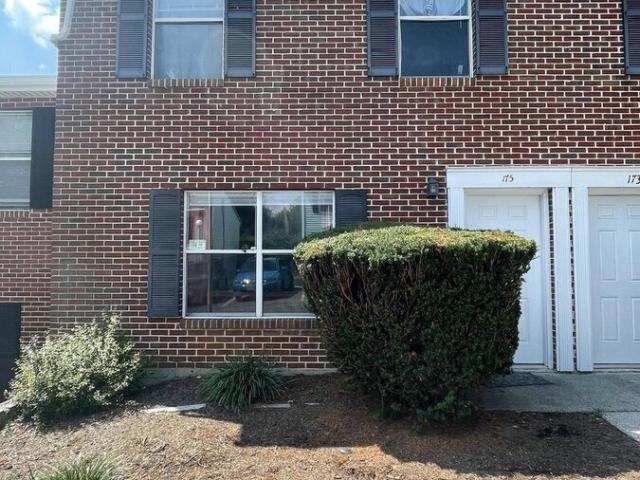 4 BR, 3 BA Apartment 175 Clover Valley Cir, Blacksburg, VA 24060