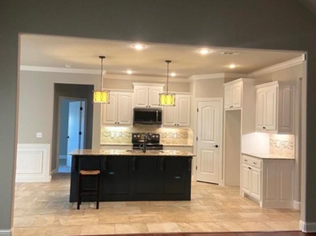 4 BR, 3 BA Apartment 1905 South River Meadows Drive, Fayetteville, AR 72701