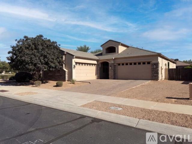 4 BR, 3 BA Apartment 19746 E Raven Dr, Queen Creek, AZ 85142