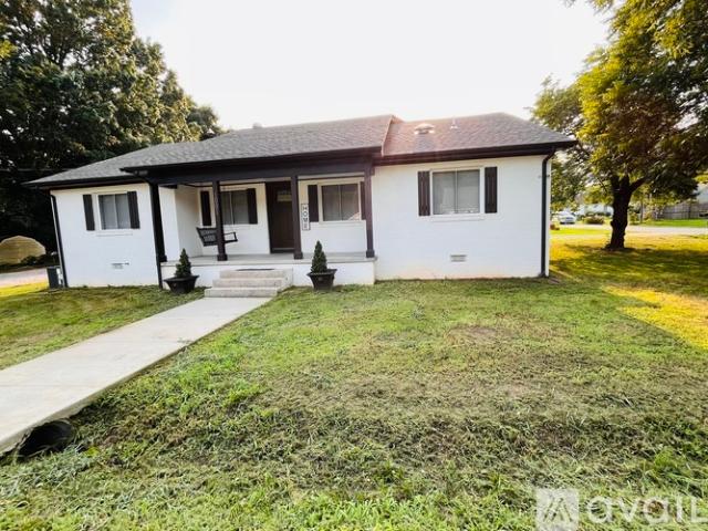 4 BR, 3 BA Apartment 1007 Grace Avenue, Kannapolis, NC 28083