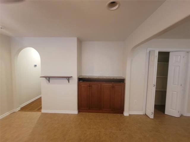 4 BR, 3 BA Apartment 107 Avalon Way, Galveston, TX 77550