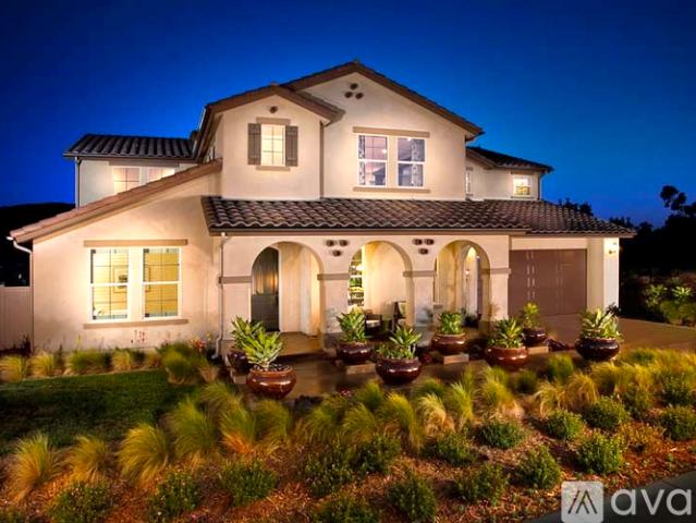 4 BR, 3 BA Apartment 10449 Hunters Ridge Pl, San Diego, CA 92127