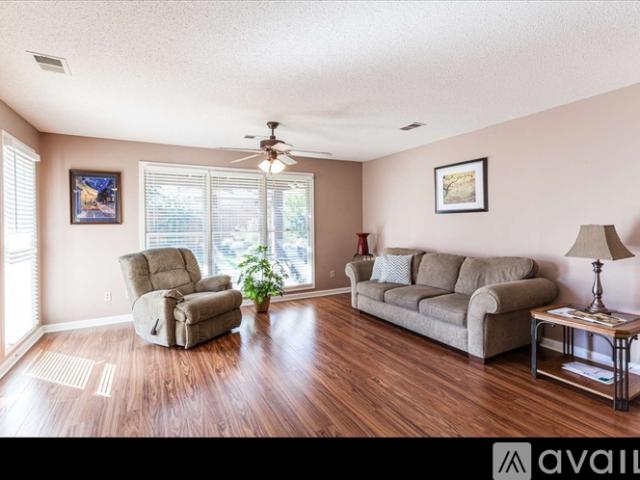 4 BR, 3 BA Apartment 10497 Hawk Inlet Drive, Collierville, TN 38017