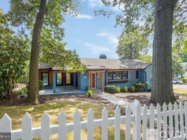 4 BR, 3 BA Apartment 1108 Vassar Rd, Alexandria, VA 22314