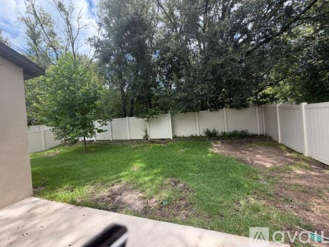4 BR, 3 BA Apartment 11996 Hilltop Farms Drive, Dade City, FL 33525