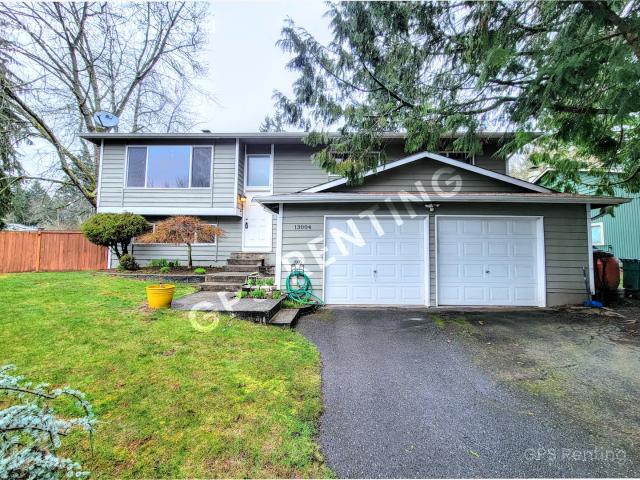 4 BR, 3 BA Apartment 13004 NE 128th PL, Kirkland, WA 98034