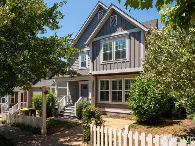 4 BR, 3 BA Apartment 243 Huntley Ave, Charlottesville, VA 22903