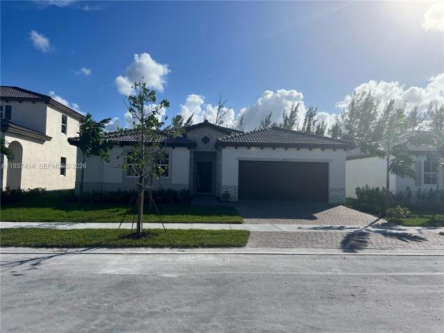 4 BR, 3 BA Apartment 2422 Southeast 30th Street, Homestead, FL 33035