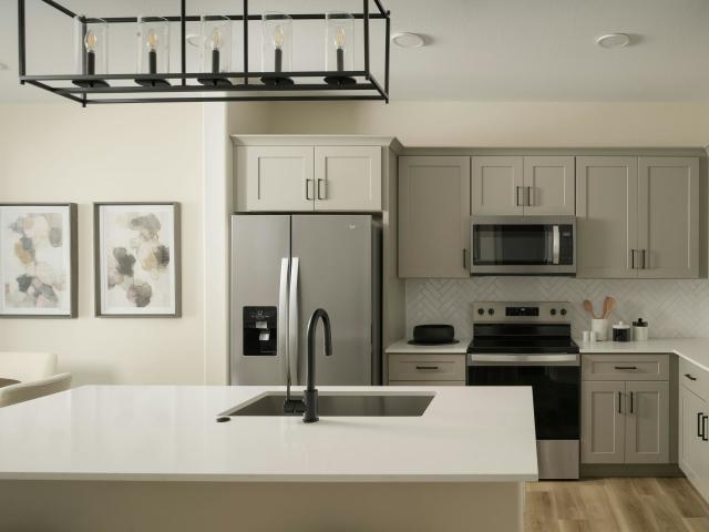 4 BR, 3 BA Apartment 2550 W North Foothills Drive Phoenix Unit 120, Phoenix, AZ 85085