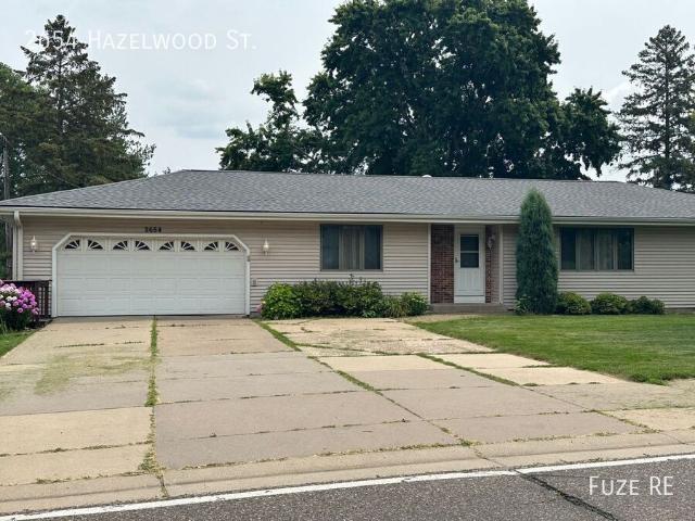 4 BR, 3 BA Apartment 2654 Hazelwood St Mahtomedi, MN 55109