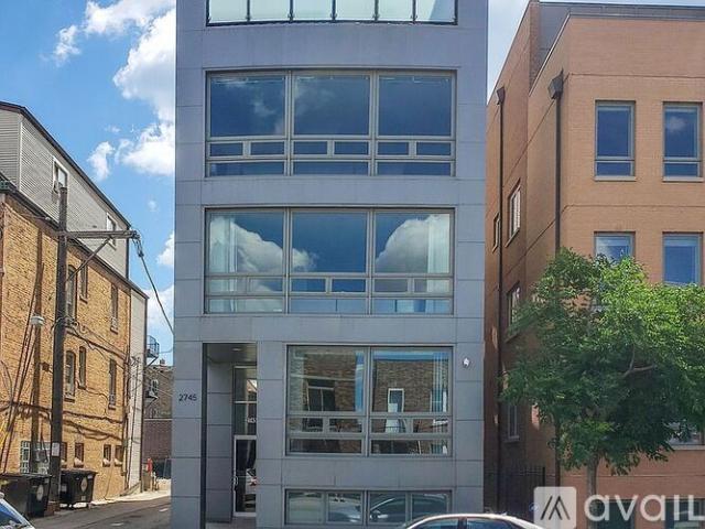 4 BR, 2.5 BA Apartment 2745 N Ashland Ave, Unit 1, Chicago, IL 60614