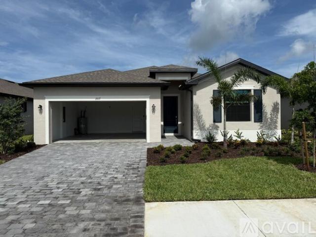 4 BR, 3 BA Apartment 2017 Gardenia Ave, Port Charlotte, FL 33953