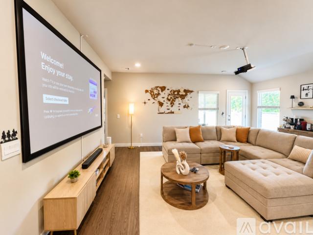 4 BR, 3 BA Apartment 2112 East Urbana Street, Broken Arrow, OK 74012