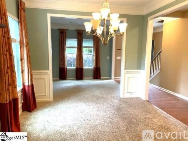 4 BR, 3 BA Apartment 2 Chapel Hill Lane, Simpsonville, SC 29681