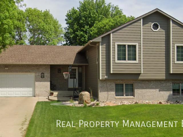4 BR, 3 BA Apartment 4404 E Scranton, Sioux Falls, SD 57103