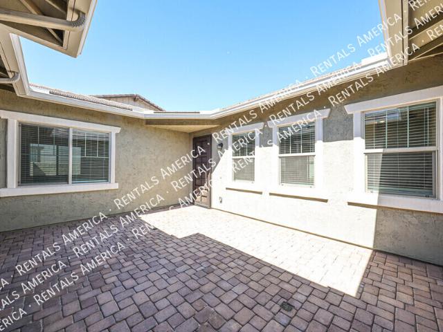 4 BR, 3 BA Apartment 44716 N 44th Ave, New River, AZ 85087