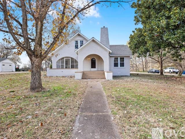4 BR, 3 BA Apartment 459 Main St, Friendship, TN 38034