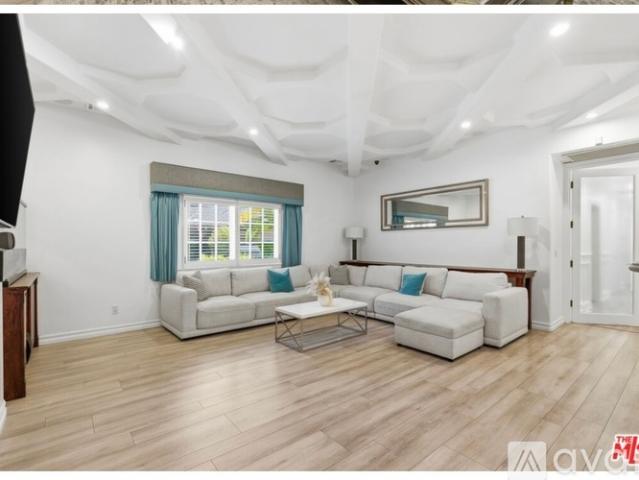 4 BR, 3 BA Apartment 4305 Coquette Place, Tarzana, CA 91356