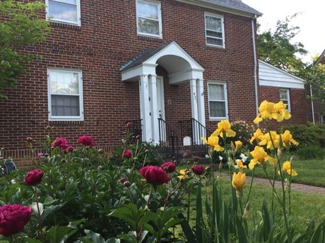 4 BR, 3 BA Apartment 431 N Monroe St, Arlington, VA 22201